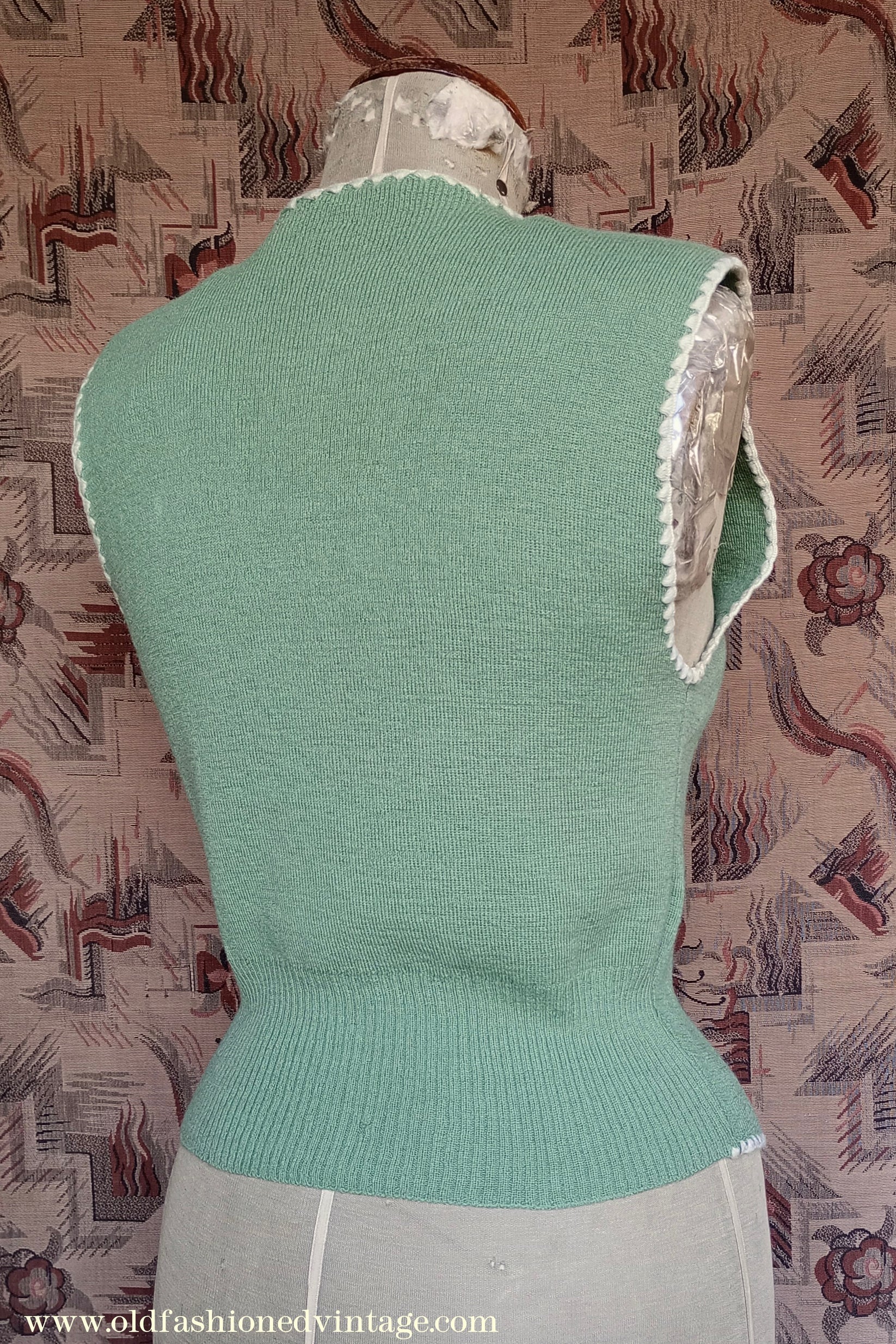 Vintage 1940s Green Knitted Waistcoat Jerkin Wool Vest UK S – Old ...